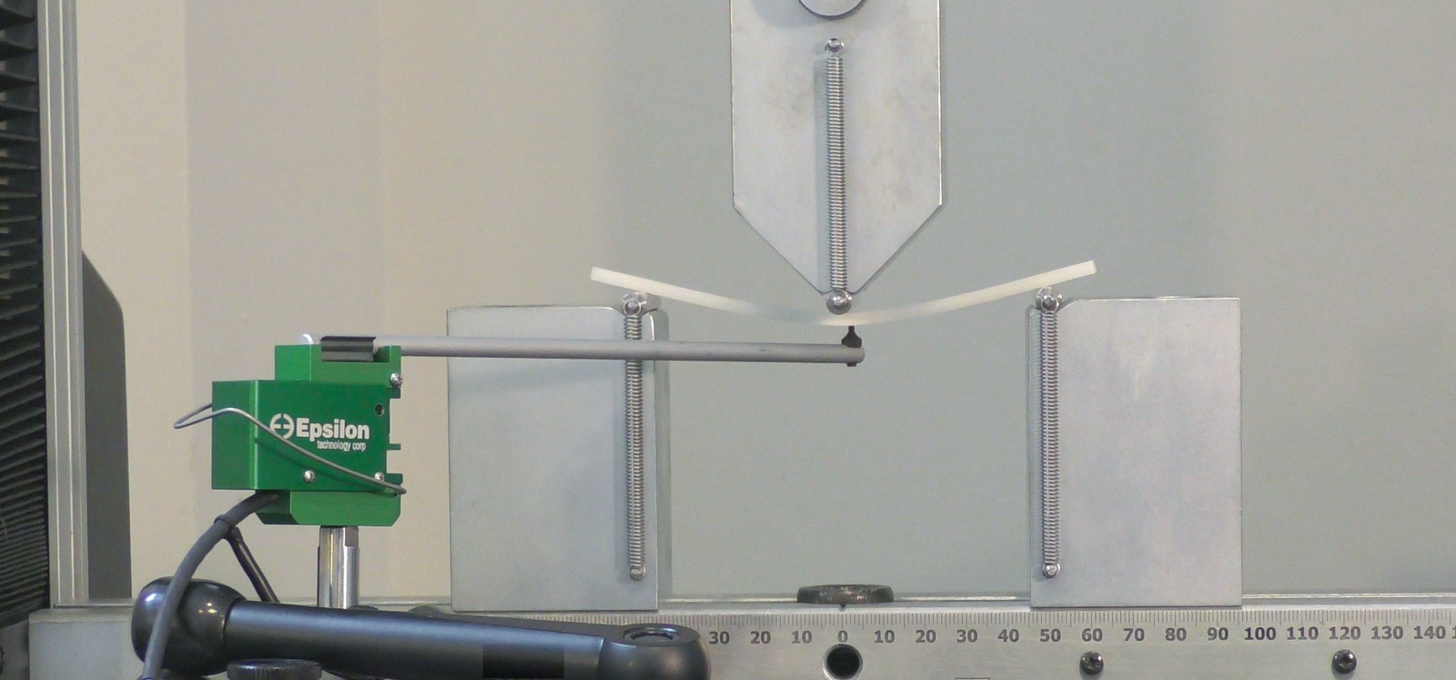 3540 Deflection Gages (Deflectometers) for Measuring Deformations ...