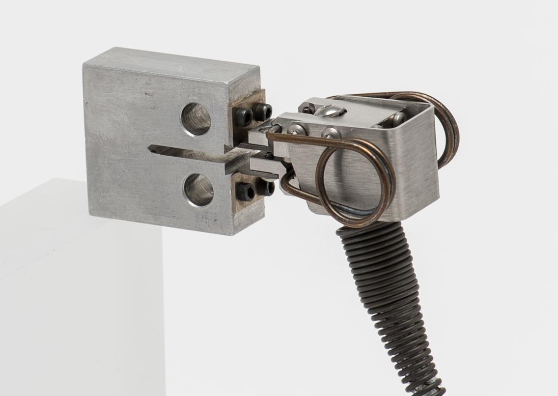 Fracture Mechanics Testing in Environmental Chambers : Quote, RFQ ...