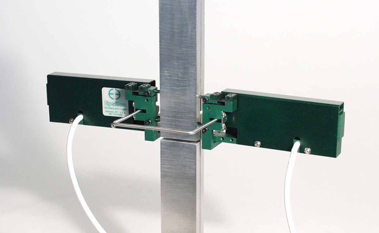 4013 Averaging Extensometers for ASTM D5656 Shear Tests : Quote, RFQ ...